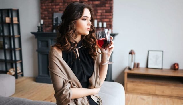 22 Signs to See a Troubled Relationship & the Best Ways to Fix It ASAP