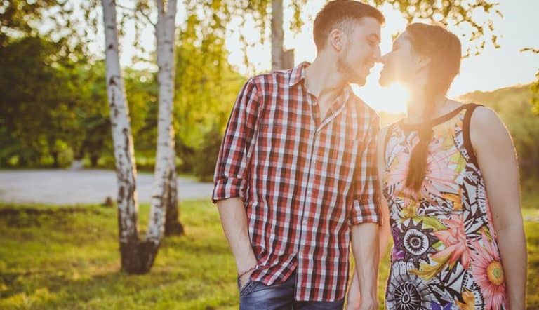 Serial Monogamy: How It Works & the Signs of a Serial Monogamist