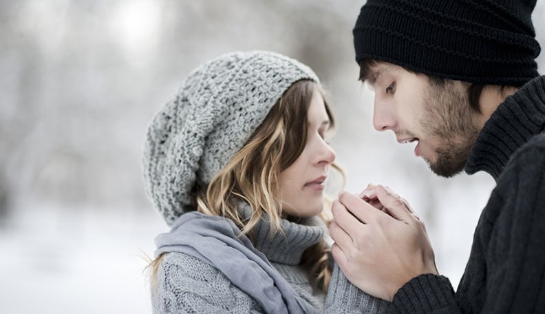 10 Super Subtle Gestures that Reveal Someone's Into You