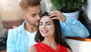 23 Early Signs of a Possessive Man & the Best Ways to Fix It ASAP
