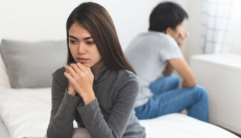 The Worrying Signs Of A Controlling Relationship Most People Miss the-worrying-signs-of-a-controlling-relationship-most-people-miss